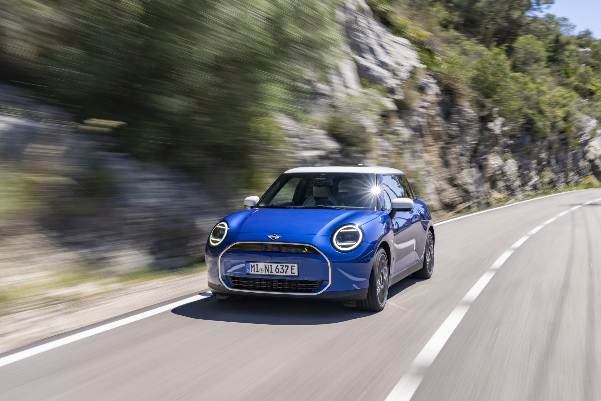 MINI Thailand reveals new MINI Cooper SE Hightrim, fully equipped with ...